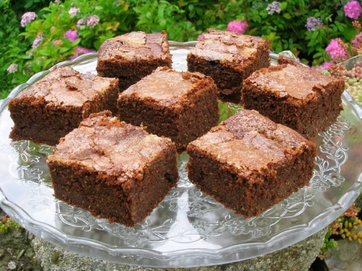 15 Easy Courgette Cake Recipes - What Kate Baked