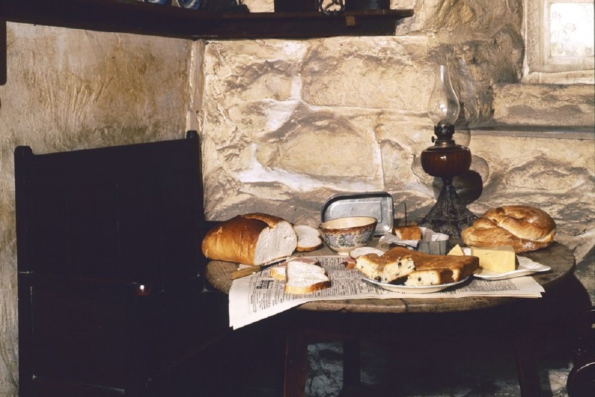 Delicious Teisen Lap Cake Recipes - What Kate Baked