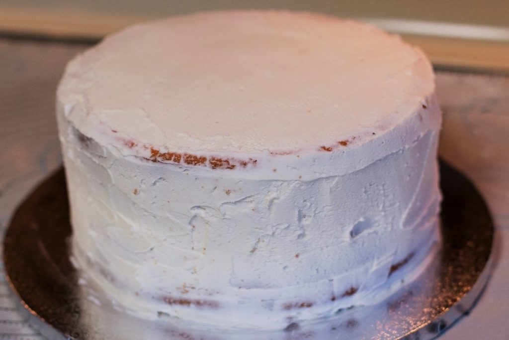 How To Crumb Coat A Cake - What Kate Baked