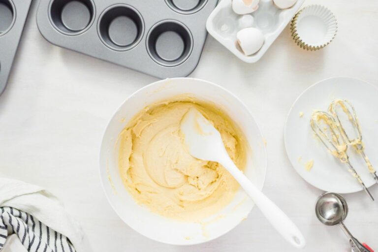 Fixing Lumpy Buttercream Frosting - What Kate Baked